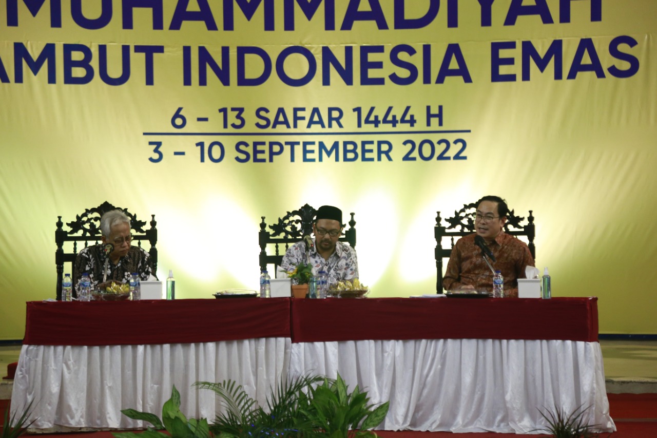 Pra-Muktamar Muhammadiyah UMM: Matius Ho dan Romo FX Armada Riyanto ...